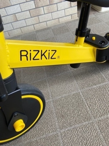 【美品】RiZKiZ 折たたみ三輪車 二輪車（キックバイク） (king3b) 東所沢の子供用品の中古あげます・譲ります｜ジモティーで不用品の処分