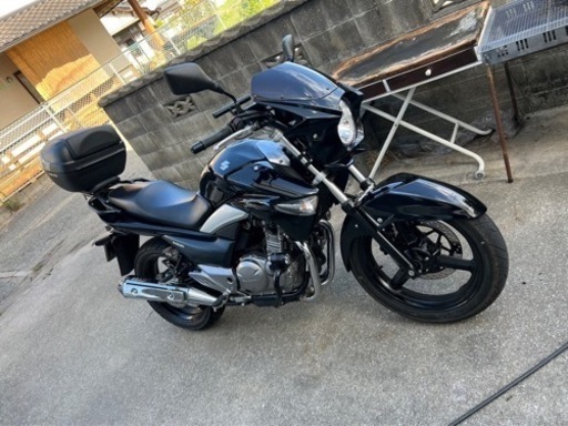 【カスタム車】GSR250 ETC付250,000円 (ひろゆき) 中津のスズキの中古あげます・譲ります｜ジモティーで不用品の処分