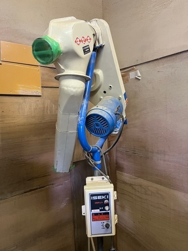 ヰセキ B810-3 バネコンベヤ (エコルル) 西大垣のスキーの中古あげます・譲ります｜ジモティーで不用品の処分