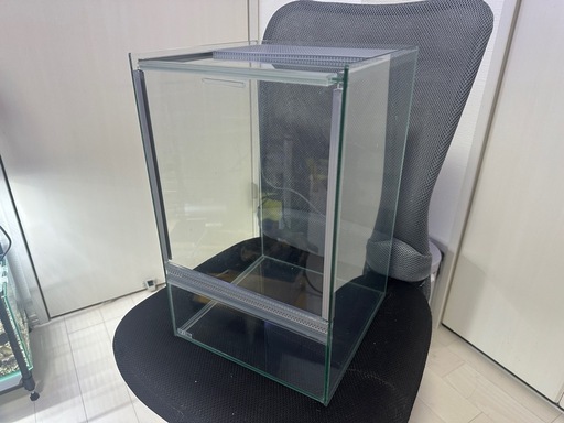 GEX EXOTERRA レプテリアクリアネオ250high (チャロ) 浦和のその他の中古あげます・譲ります｜ジモティーで不用品の処分