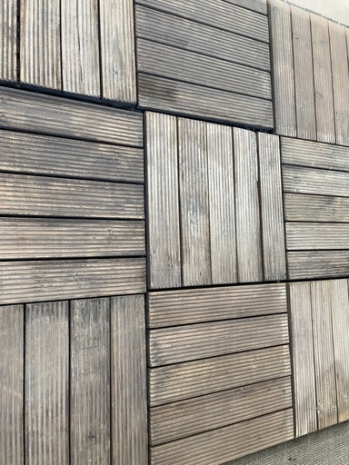 ウッドパネル53枚(29cm×29cm) (しんかい) 秋葉原のその他の中古あげます・譲ります｜ジモティーで不用品の処分