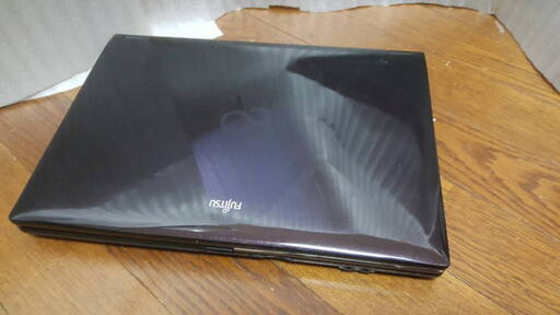 Fujitsu LIFEBOOK SH560/3A FMV5563AB Win7Home Core i3 2.27GHz 本体のみ(HDD ...