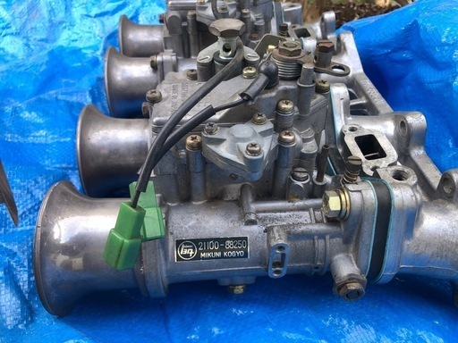 トヨタ 18RGエンジン用 インマニ付き トヨタ純正ソレックス2基組 (タイヤ屋さん) 南蛇井のパーツの中古あげます・譲ります｜ジモティーで ...