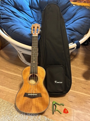 ウクレレkmise【カバー付き】 (ちくわ) てだこ浦西の弦楽器、ギターの中古あげます・譲ります｜ジモティーで不用品の処分