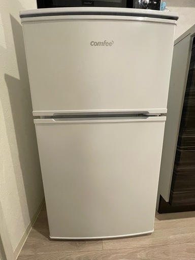 COMFEE' 冷蔵庫 90L (kk) 二条のキッチン家電《冷蔵庫》の中古あげます・譲ります｜ジモティーで不用品の処分