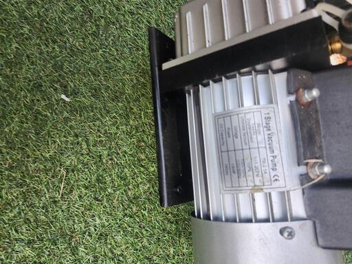 1段式真空ポンプ A68N05 110V (ヤミ猫) 竜田口のその他の中古あげます・譲ります｜ジモティーで不用品の処分