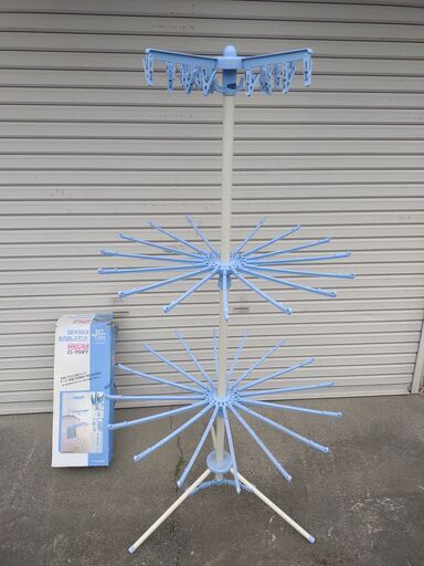 室内物干しスタンド3段タイプ中古 (reokun) 磐田の洗濯用品《物干し竿、ロープ》の中古あげます・譲ります｜ジモティーで不用品の処分