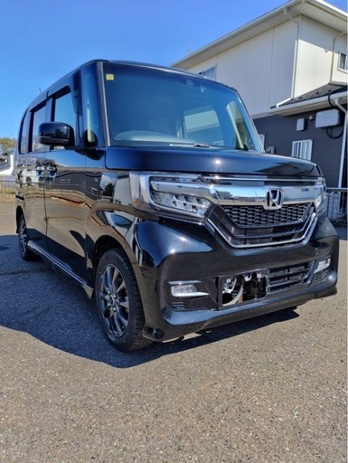 NBOXカスタム4WD (Jhoni Tsut) 西小泉のN-BOXの中古車｜ジモティー