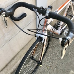 未使用新古品】FELT F85 105 20速ロードバイク CT520mm (kitarou 未使用新古品】FELT F85 105 20速ロードバイク CT520mm (kitarou