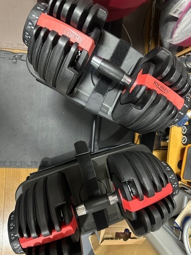 24kg可変式ダンベルセット+台 (たか) 刈谷のフィットネス 24kg可変式ダンベルセット+台 (たか) 刈谷のフィットネス