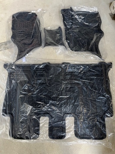 開封のみの未使用品！エブリィワゴンda17wクリッパーリオdr17w等前後フロアマットラバーマット 3Dマット 防水マット (manataku ...